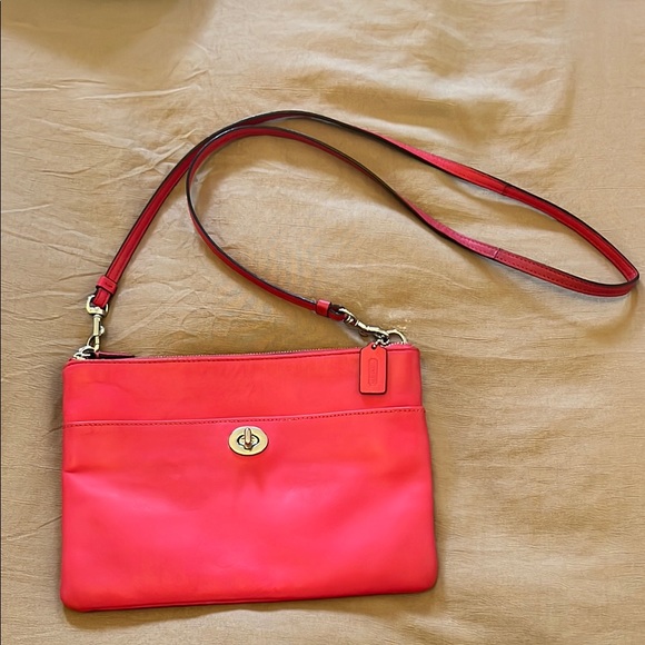 Coach | Bags | Coach Pink Crossbody Bag With Detachable Strap And Gold ...